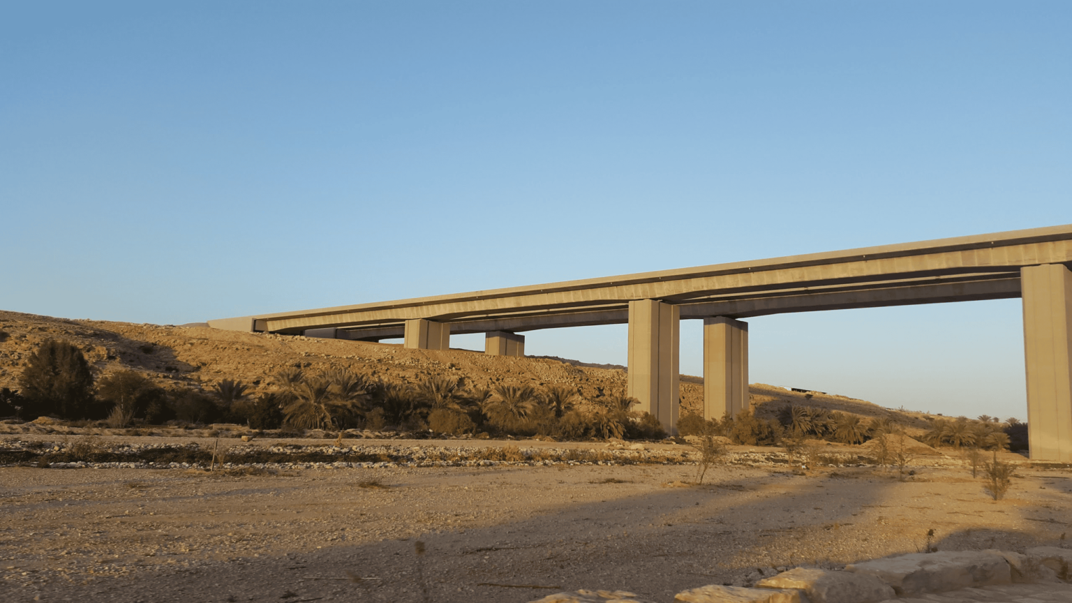 Bridge Over Wadi Hanifa (Al-Riyadh Al-Hayer Roadway), Riyadh / KSA ...